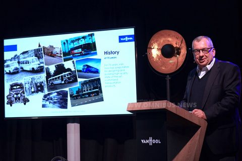 Van Hool verteilt Flip-Flops - omnibus.news